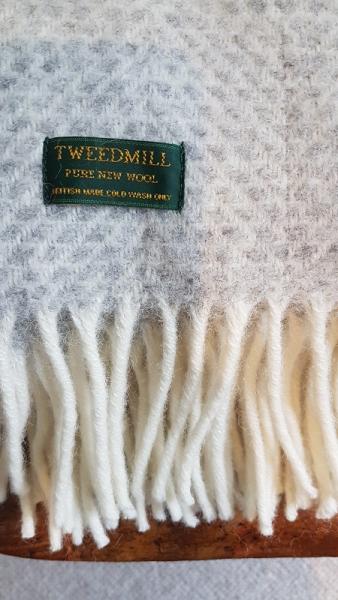 Tweedmill Fishbone Silver Grey Throw | Sturmans Antiques