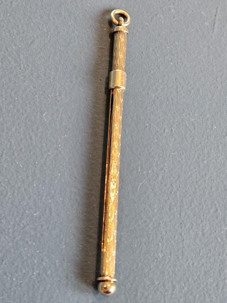 9ct Gold Engine Turned Telescopic Cocktail Stirrer | Sturmans Antiques