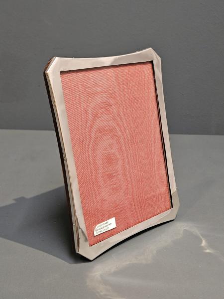 George V Swept Edge Silver Photo Frame | Sturmans Antiques