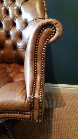 Leather Button Back Revolving Chair | Sturmans Antiques